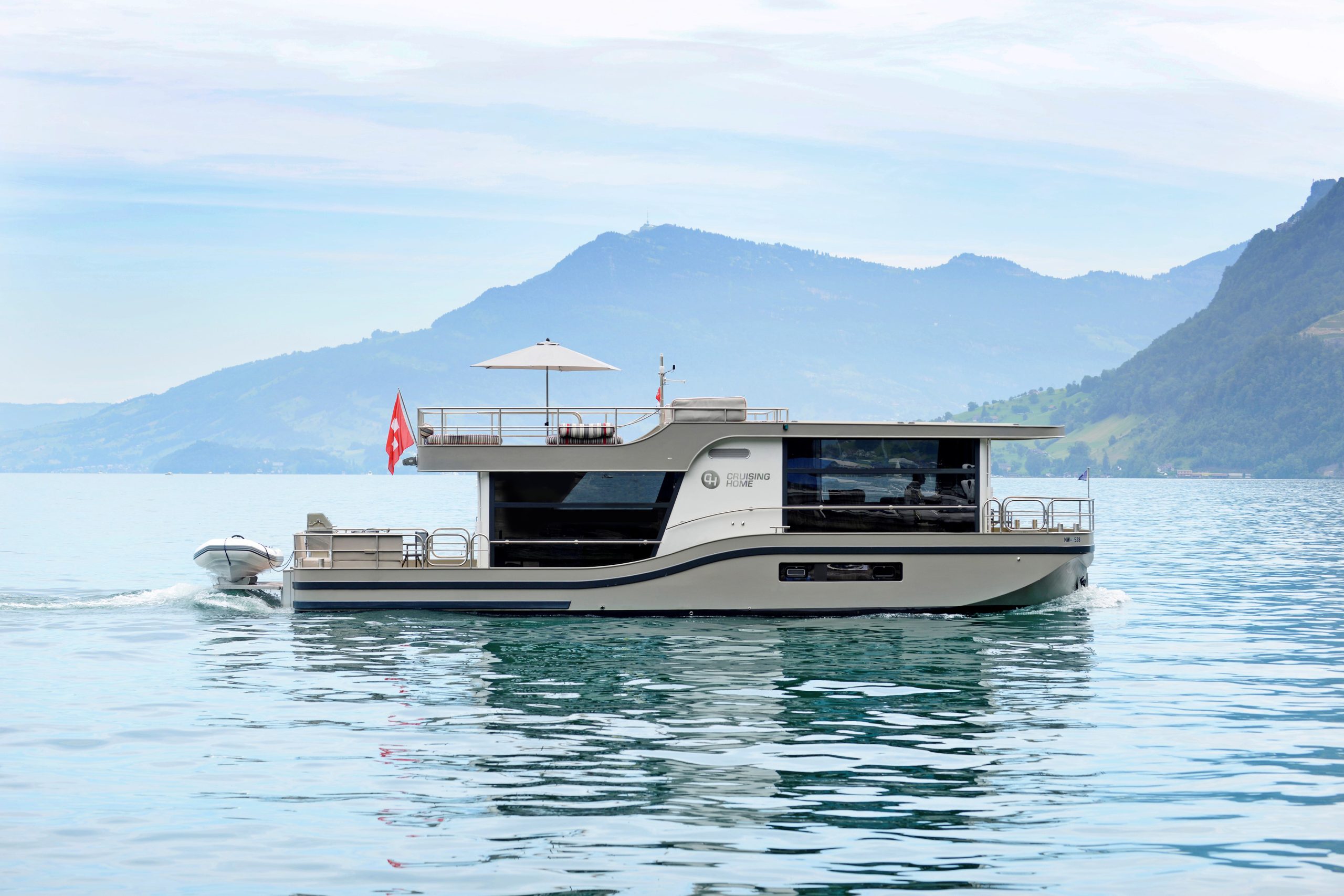 CH Explorer 1500 'Ibiza' - Cruising Home